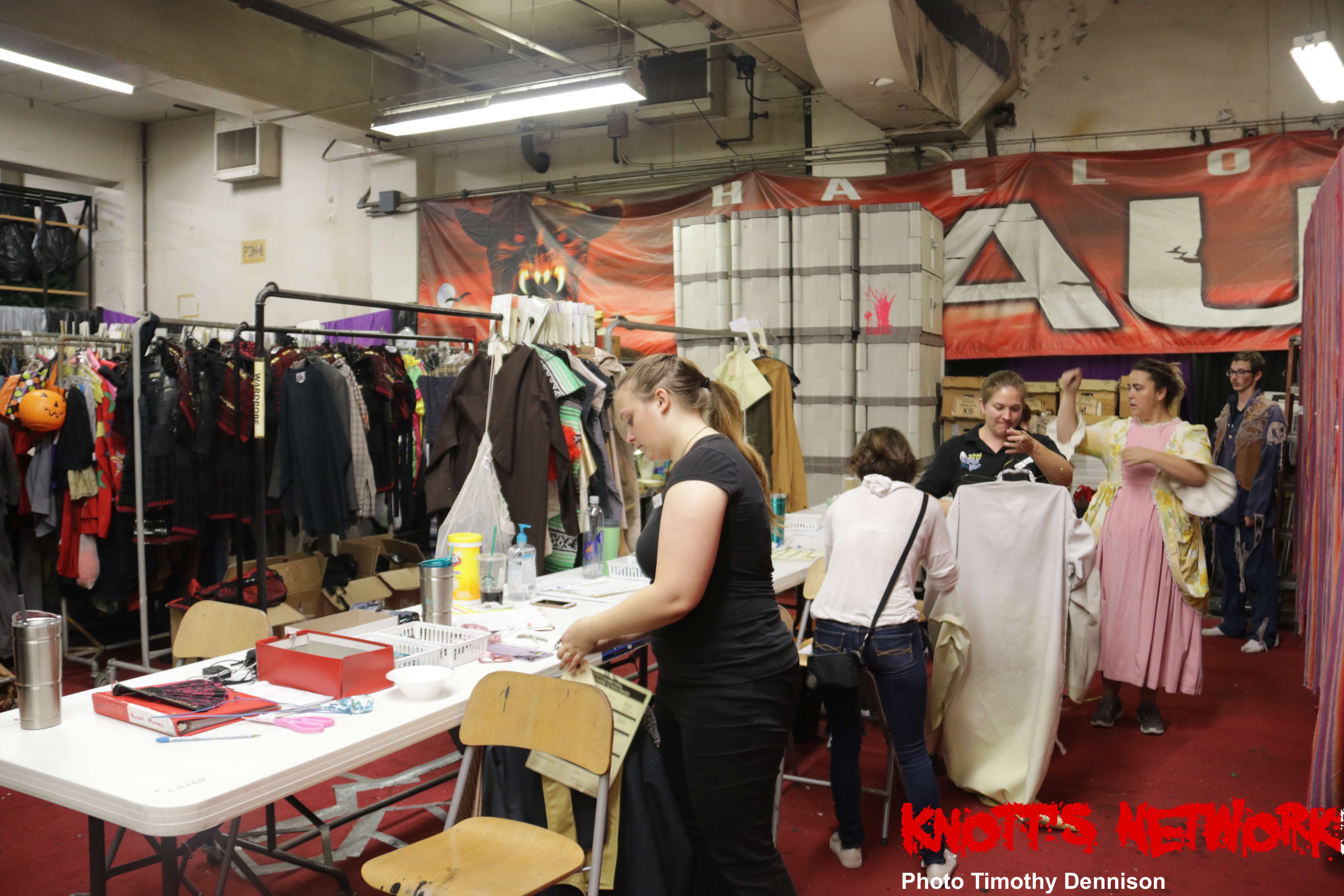 Knott’s Scary Farm: What Lurks Within! Open Auditions & Wardrobe ...